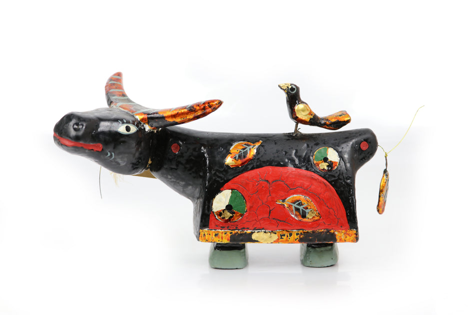 High-class handmade lacquer puppet - Buffalo with banyan leaves patter ...